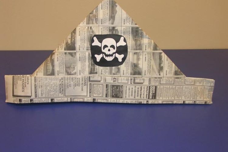 Sale Make A Pirate Hat Out Of Newspaper In Stock