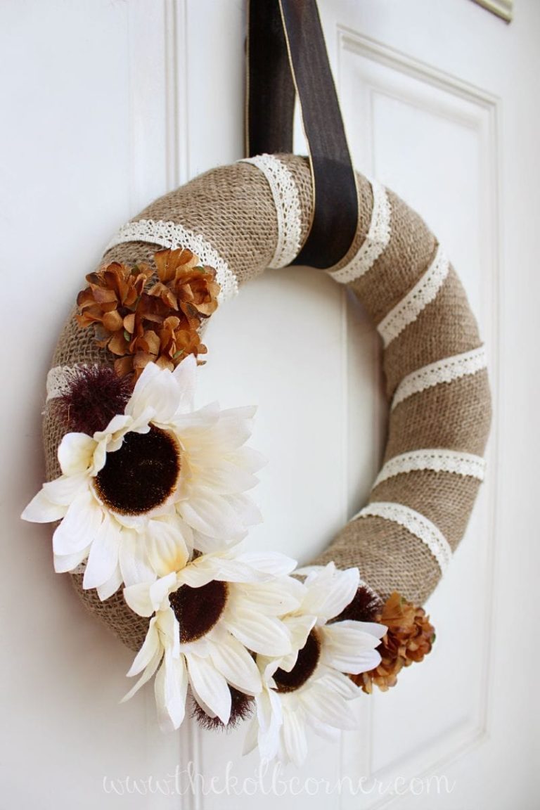 28+ DIY Burlap Wreath Ideas and Tutorials