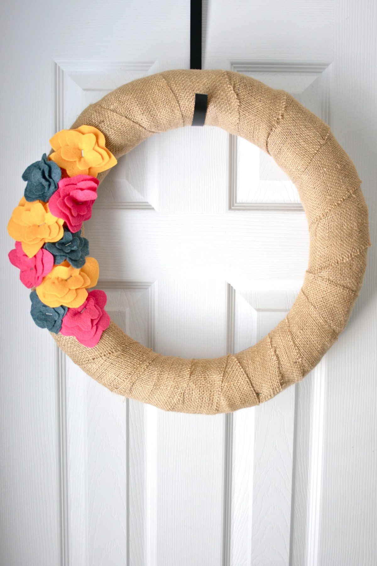28+ DIY Burlap Wreath Ideas and Tutorials