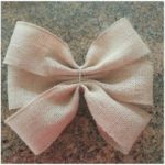 31 Interesting DIY Burlap Bow Tutorials