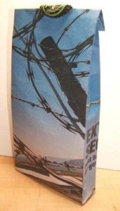 22+ DIY Newspaper Bags Tutorial & Ideas