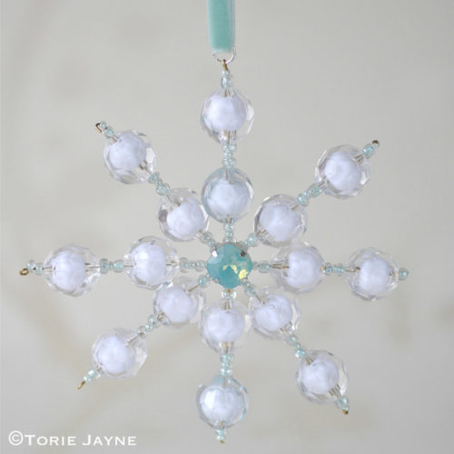 16 Beaded Snowflake Patterns | Instructions & Tutorials
