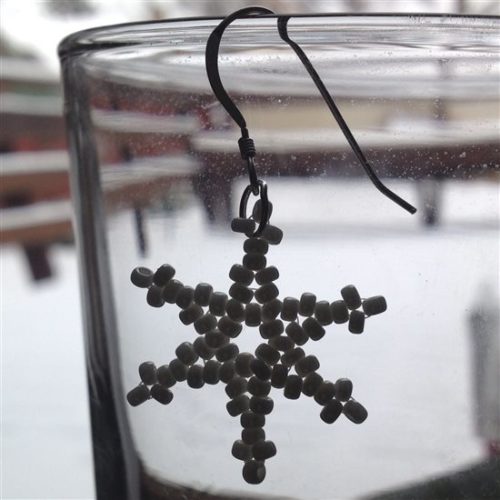 16 Beaded Snowflake Patterns | Instructions & Tutorials