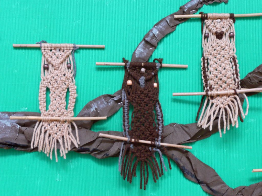 16 Easy DIY Macrame Owl | Patterns & Tutorials
