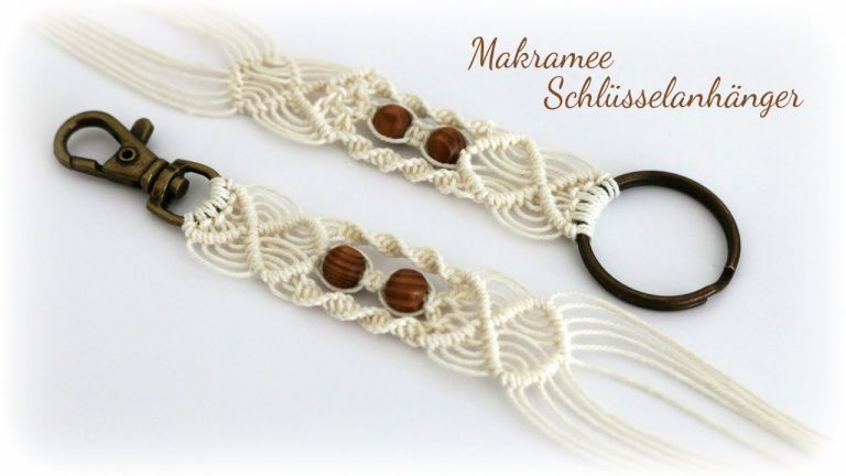 25 DIY Macramé Keychains with Instructions | Ideas for DIY