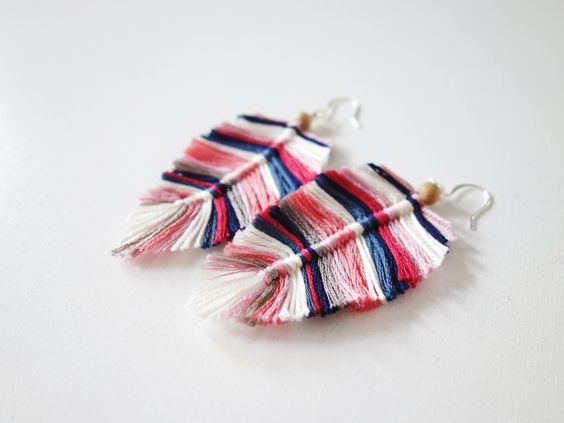 17 DIY Macrame Earrings Patterns {Free} | Ideas for DIY